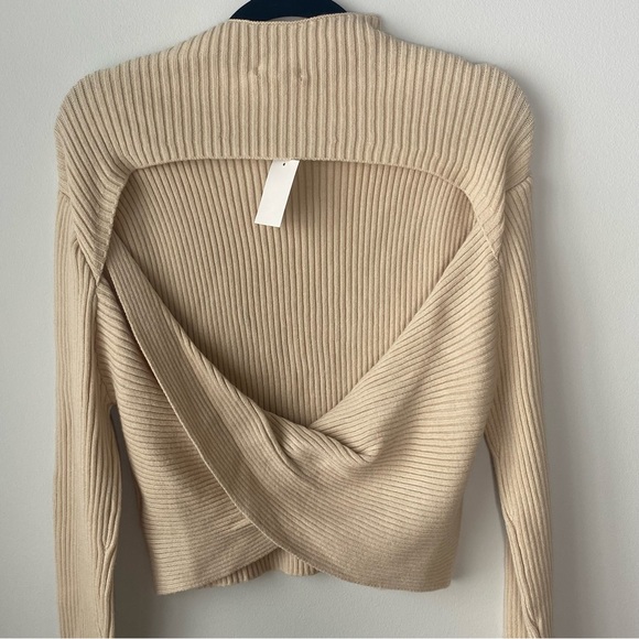 Versona | Sweaters | Nwt Versona Nude Ribbed Long Sleeve Cropped ...